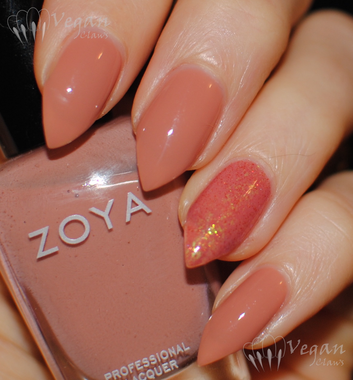 zoyagretchen_femmefataleheartsdesires_cathair | Vegan Claws